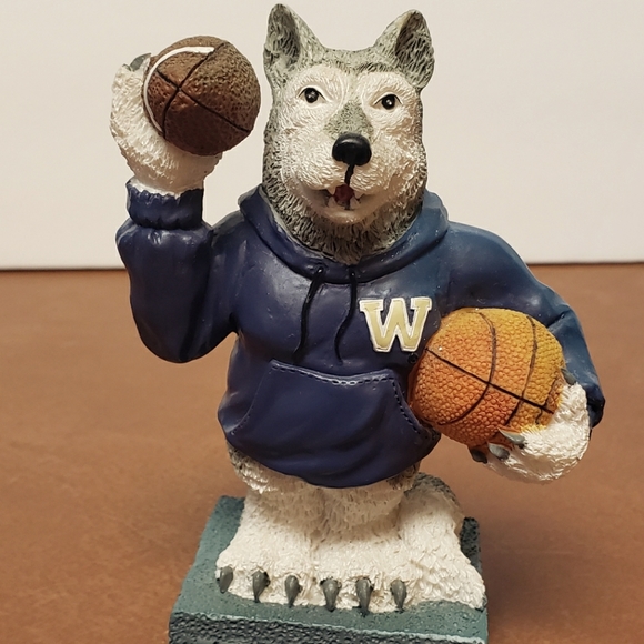Young Incorporated | Other | Harry The Husky Uw Mascot Statue | Poshmark